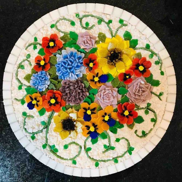 Material usado em mosaico: conheça a técnica e veja ideias incríveis