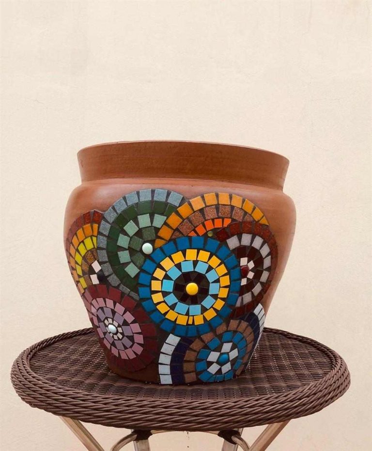 Material usado em mosaico: conheça a técnica e veja ideias incríveis