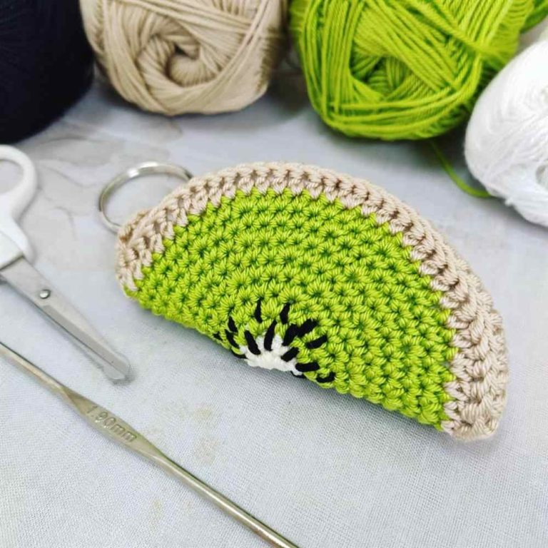 Chaveiro de Crochê: +65 ideias para lembrancinhas e passo a passo